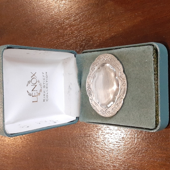 Lenox Kirk Stieff | Jewelry | Vintage Lenox Kirk Stieff Collectiobrooch ...